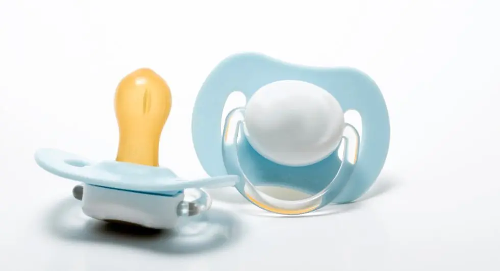 INFANT PACIFIERS RECALLED DUE TO CHOKING HAZARD
